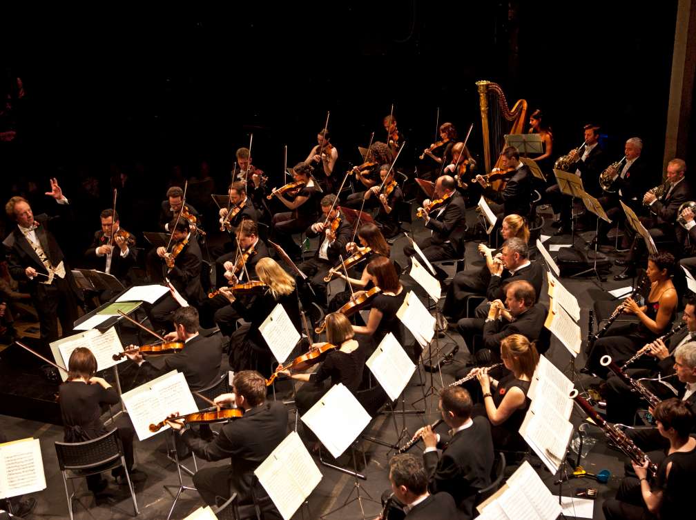 Anthony Inglis und das National Symphony Orchestra 2026 – Transatlantik-Passage – Cunard ...